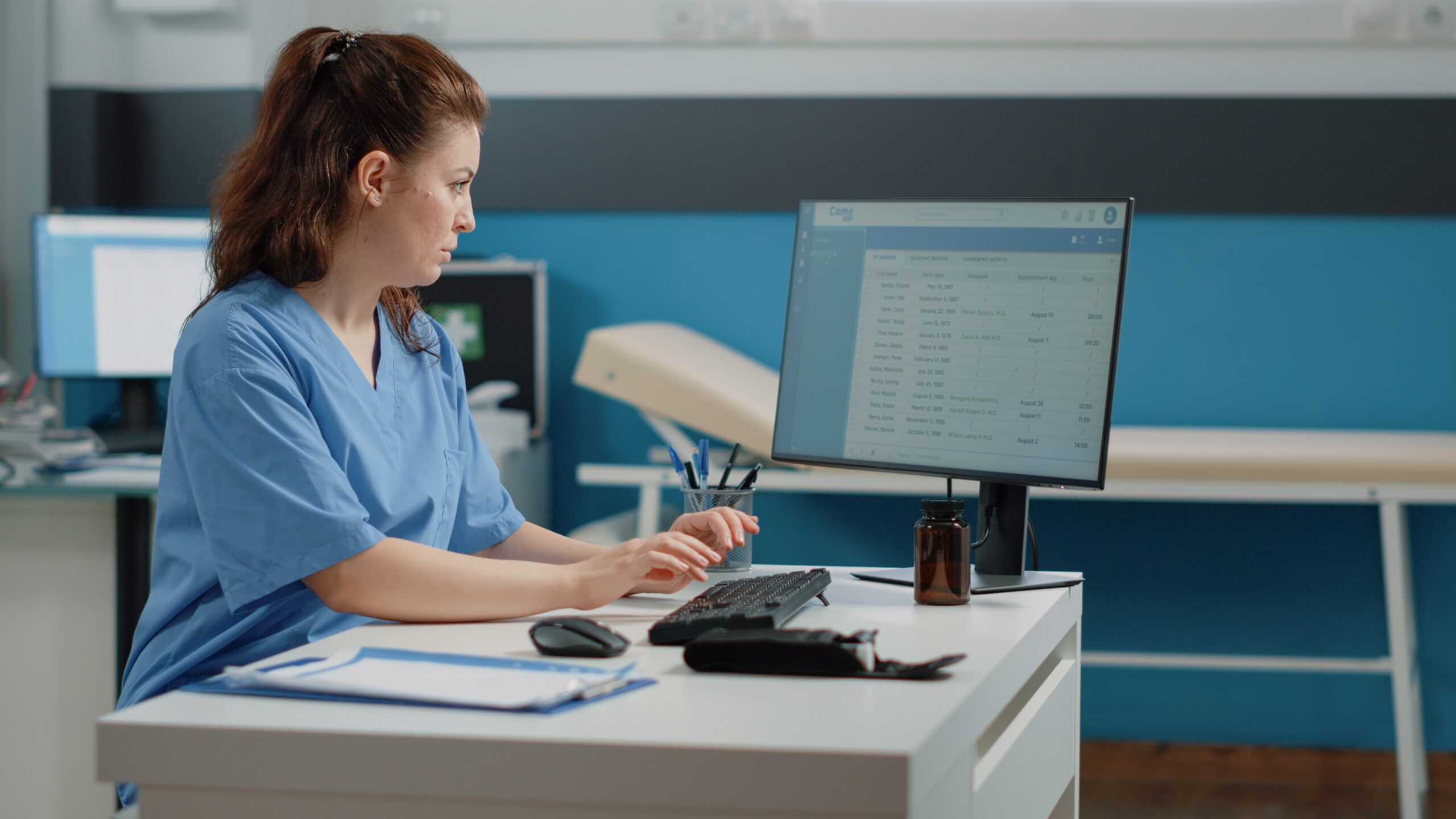 Boost Your Efficiency with a Virtual Receptionist for Medical Practice ...